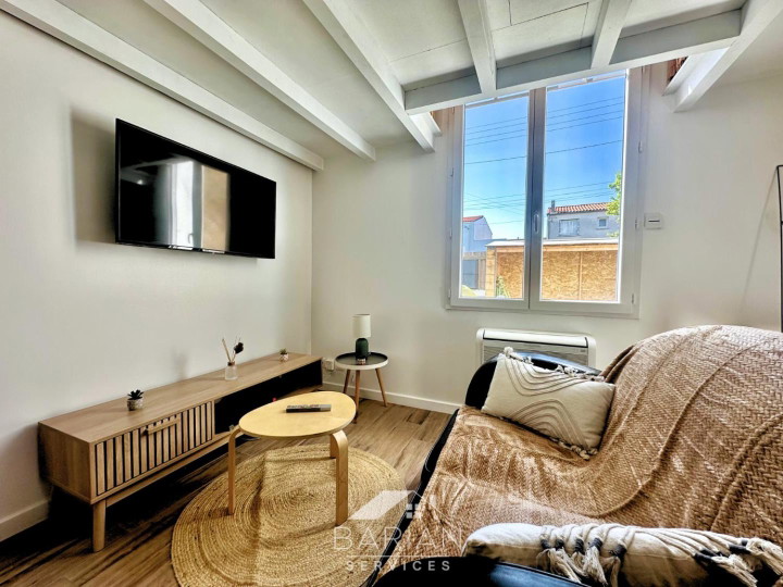 Duplex Confortable Avec Climatisation Et Cour - Ménage Et Linge Inclus - La Rochelle