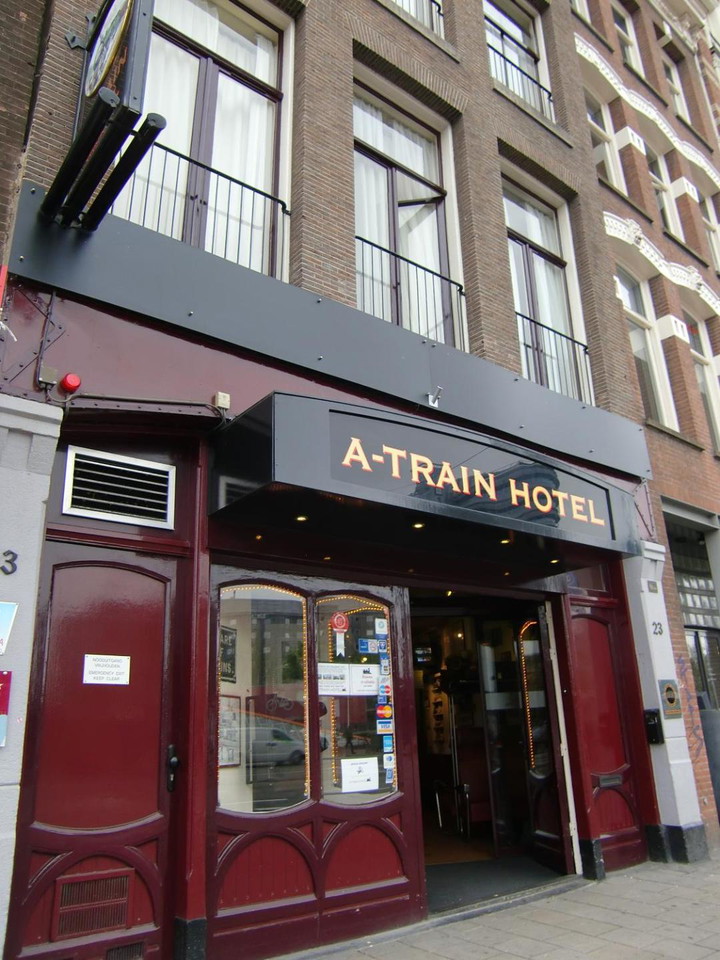 A-train Hotel - Weesp