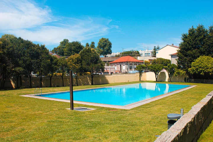 Refúgio Louro • Gym - Pool - Tennis - Região do Norte