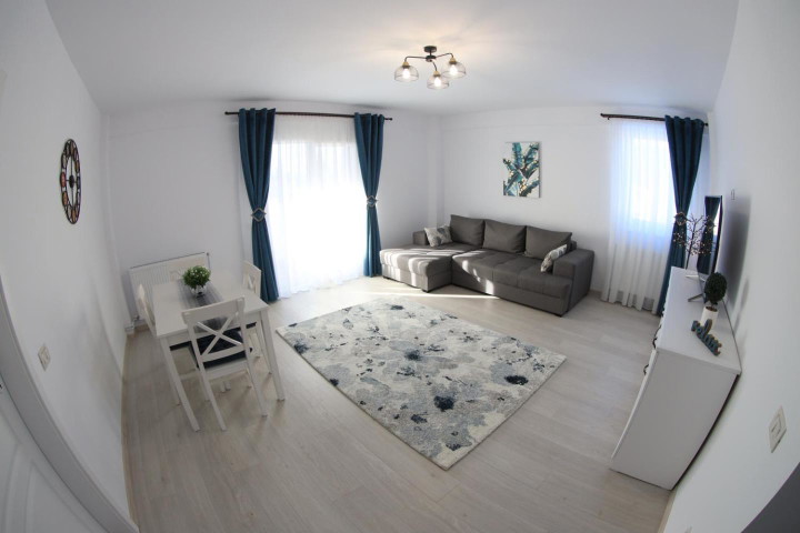 White Apartment Gura Humorului, Bucovina, Voronet - Gura Humorului
