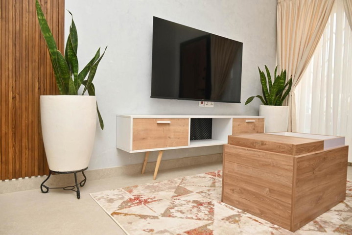 The Chelsea Townhouse B - Accra