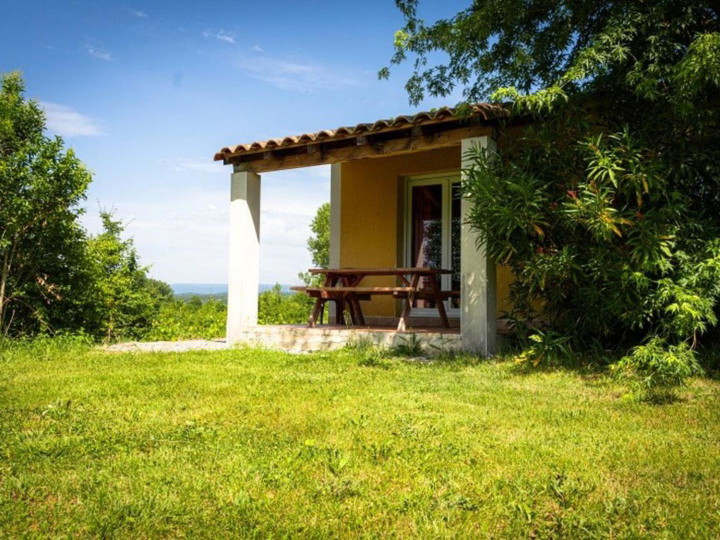 Gîte Avec Animaux - 8 Pers. - Api-1-52-2839 - Barjac