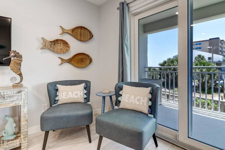 Ketch Courtyard Condo - Oceanview Balcony - Pool - Steps From The Beach - Fernandina Beach, FL