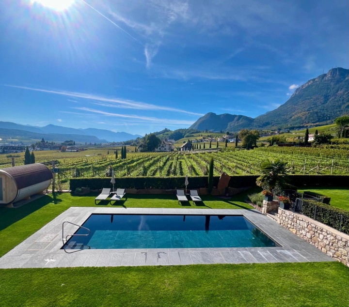 Weingut Gasshof- Panorama Pool In Den Weinbergen - Bolzano