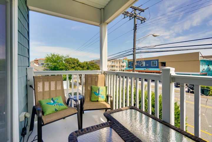 Breezy Wildwood Condo ~ 2 Blocks To Beach! - Wildwood, NJ