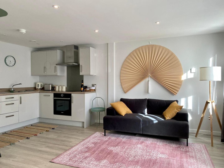 City Centre Apartment - 2 Bedroom - Parking - Award Winning Location - York