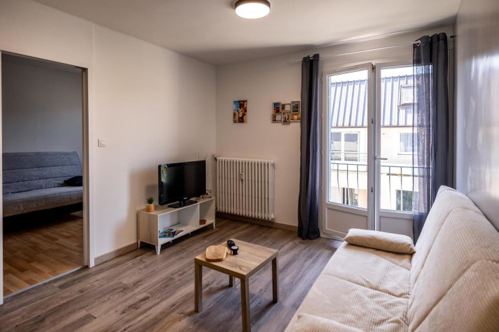 Appartement Paisible Au Bord De L Isle Avec Parking - Trélissac