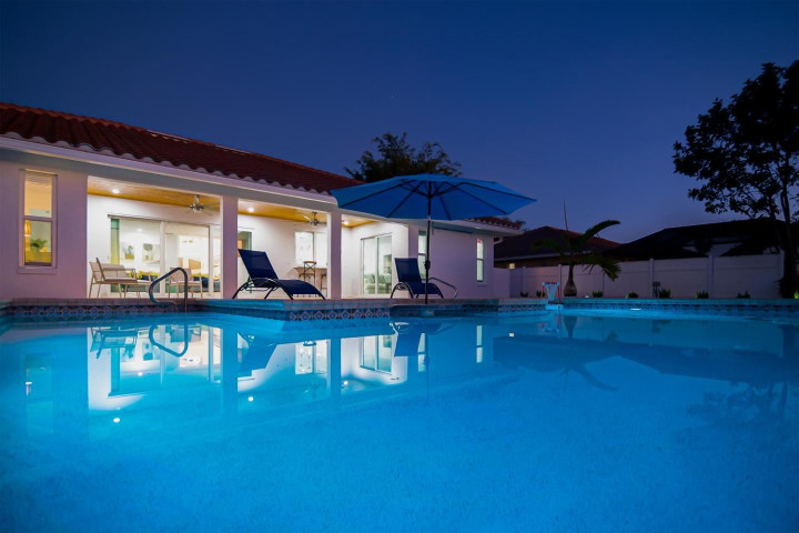 Bonita Lake Home - Luxury Taken To The Next Level - Bonita Springs, FL