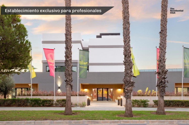 The Residential Club Blink- Alojamiento Para Profesionales - Malaga