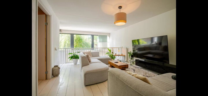 Spacious 3-bedroom Apartment Amsterdam West - By Peter - Zaandam