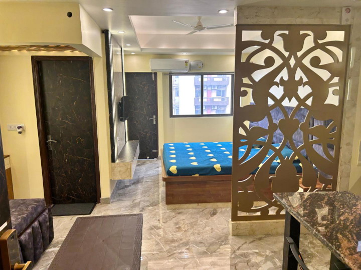 Tripur Sundari Nilaya - Vrindavan