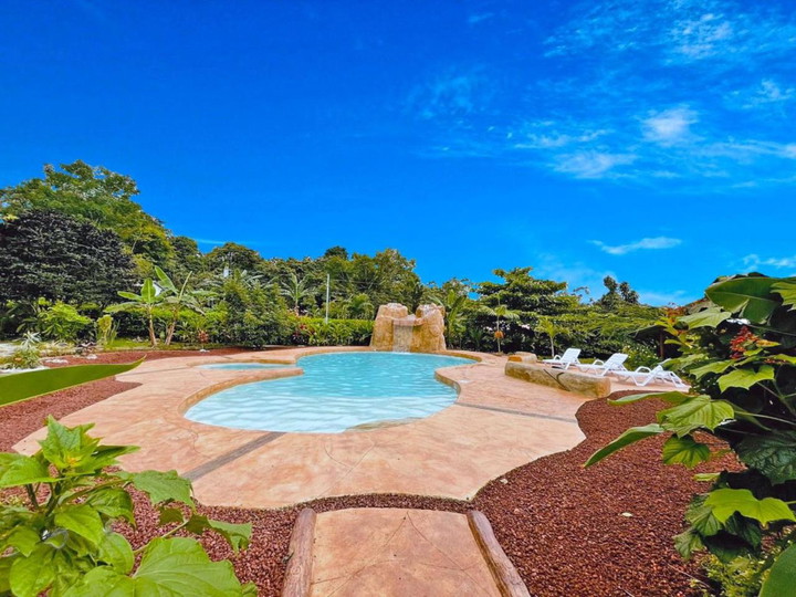 Cabinas La Catarata - Costa Rica