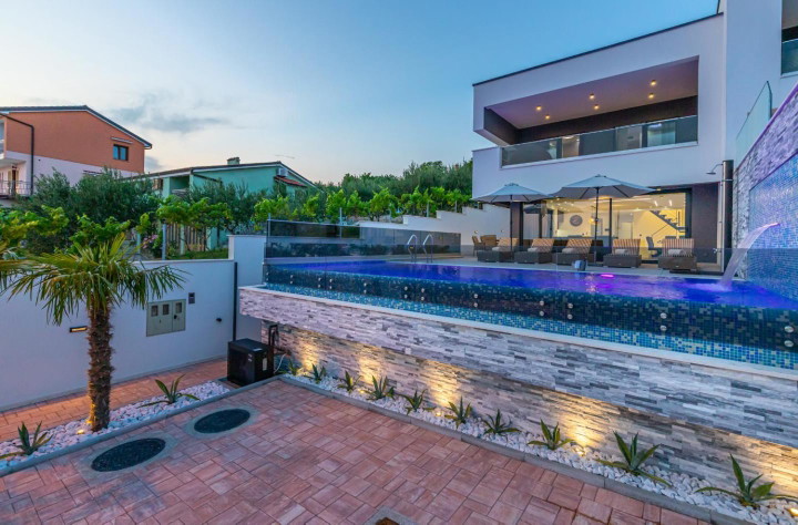 Luxury Villa Lorena With Heated Pool, Jacuzzi,sauna And Seaview - Selce