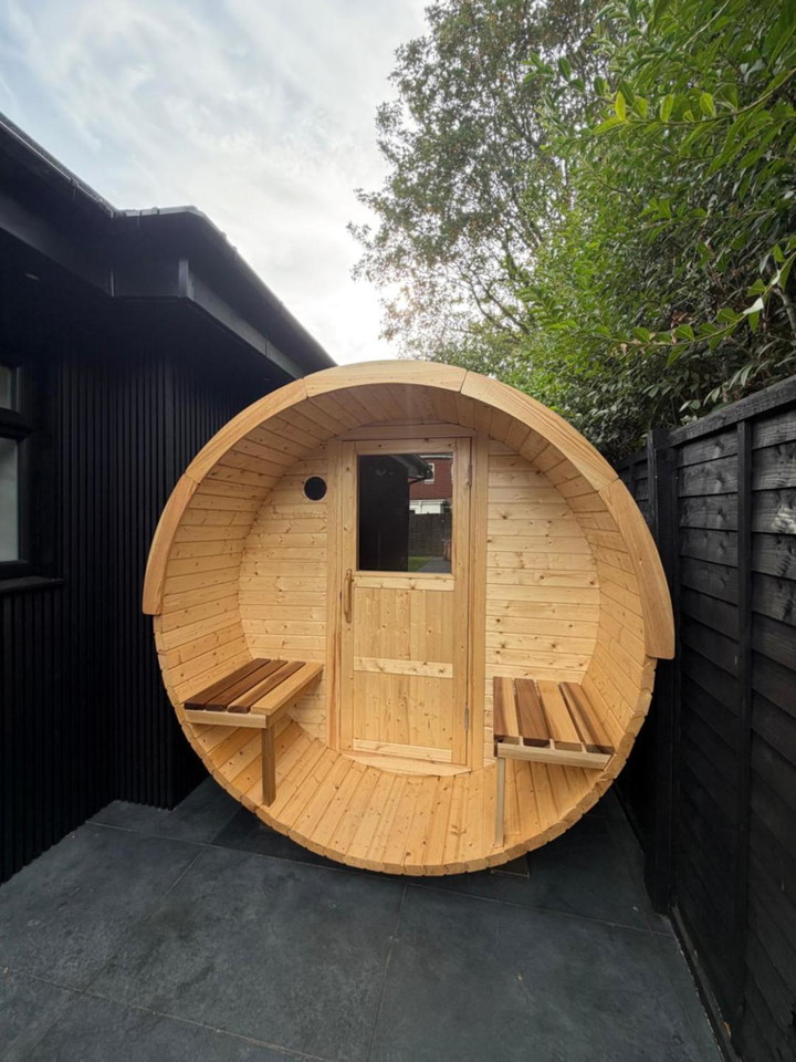 Luxury And Modern Living With Sauna And Hot Tub - Sussex