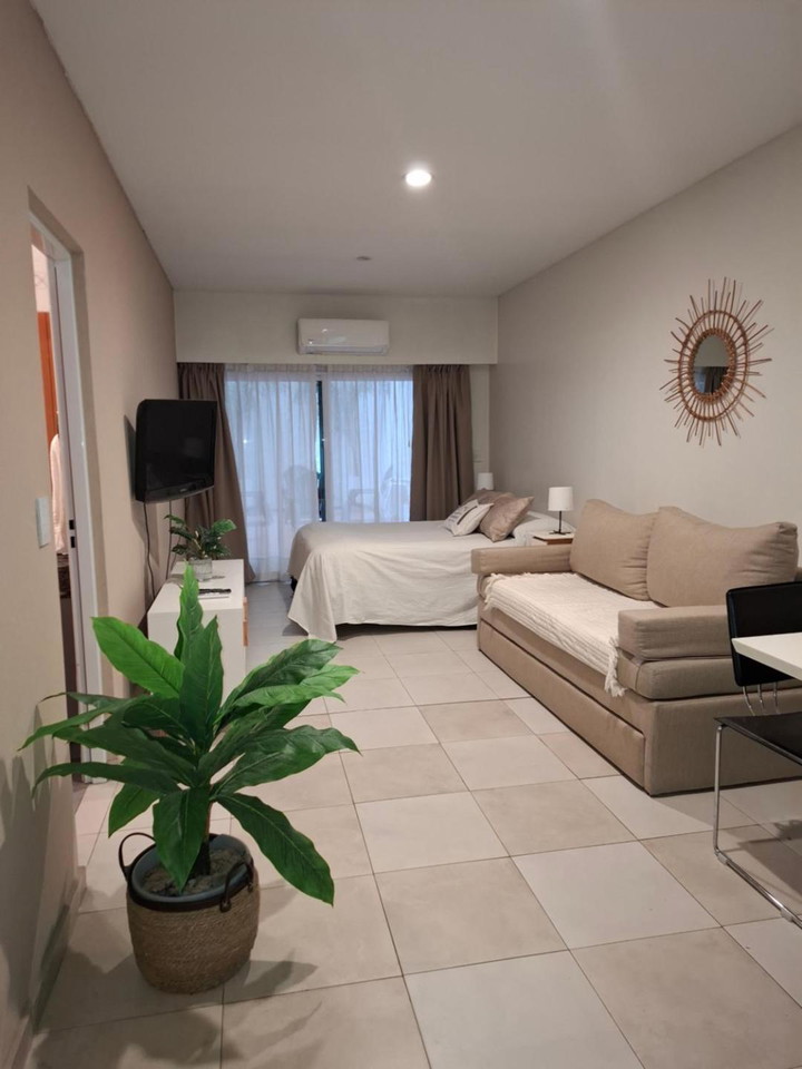 Azcuenaga - Recoleta Con Patio Privado - Provincia de Buenos Aires