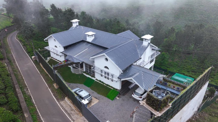 Memories At The Blue Mountains - Kotagiri