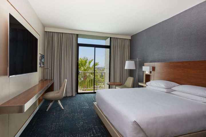 Hyatt Regency Newport Beach West - Irvine, CA