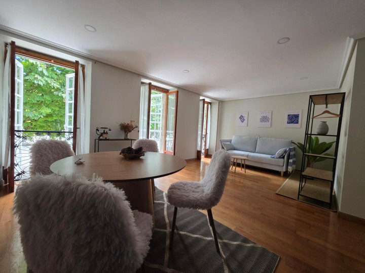 Apartamento Plaza Vella - Cabanas