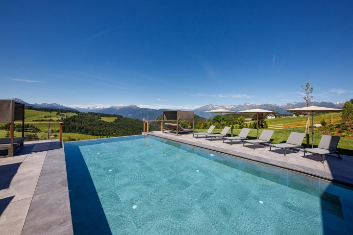 Hotel Avelina - Lana