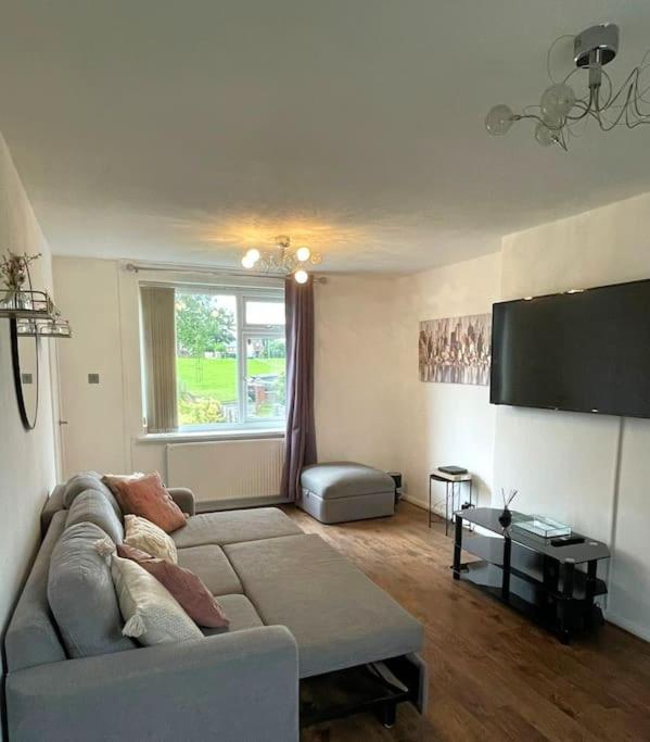 Home In Greater Manchester - Rochdale