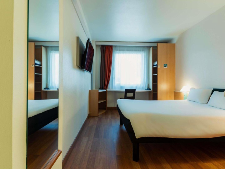 Ibis Barcelona Molins De Rei - Viladecans