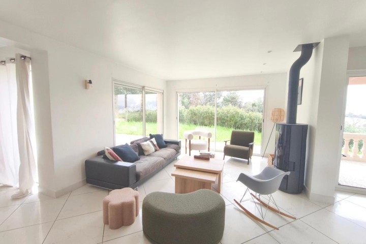 Spacious Villa Near The Airport Of Ajaccio - Ajaccio