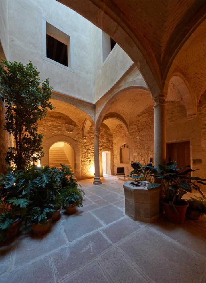 Casa Palacio Paredes Saavedra By Atrio - Malpartida de Cáceres