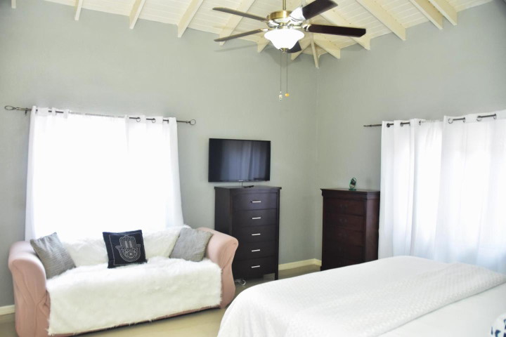 Deluxe Presidential Suite - Kingston