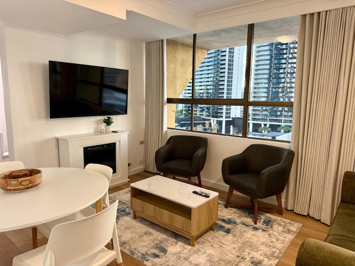Renovated Orchid Ave Retreat Views & Parking 2 Bedroom Walk To Beach - Gold Coast