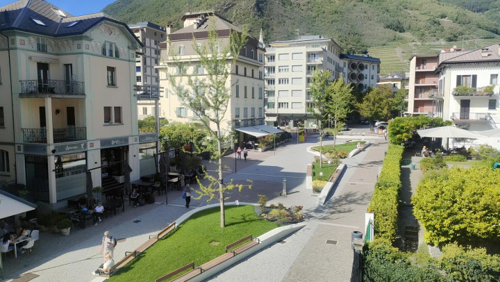 Piazza Grande Suite - Big Terrace With Panoramic Bernina Express View, Elevator&parking - Tirano