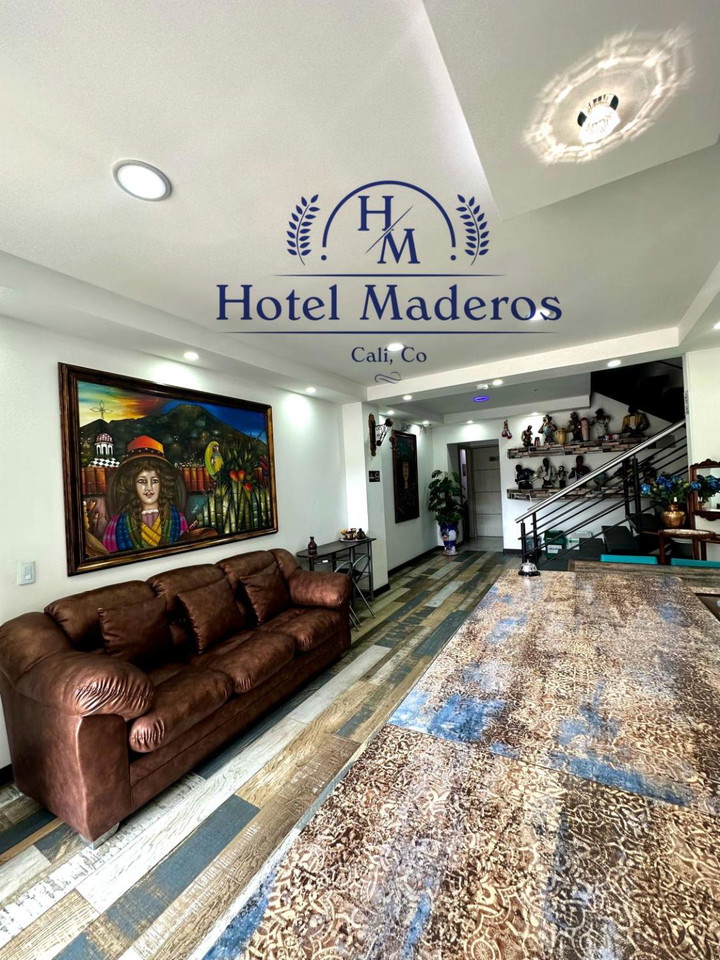 Hotel Los Maderos - Yumbo