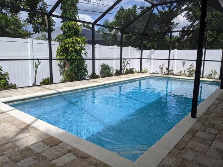 Florinda 3bdr/2bth 2car Garage With New Pool - Lakewood Ranch, FL
