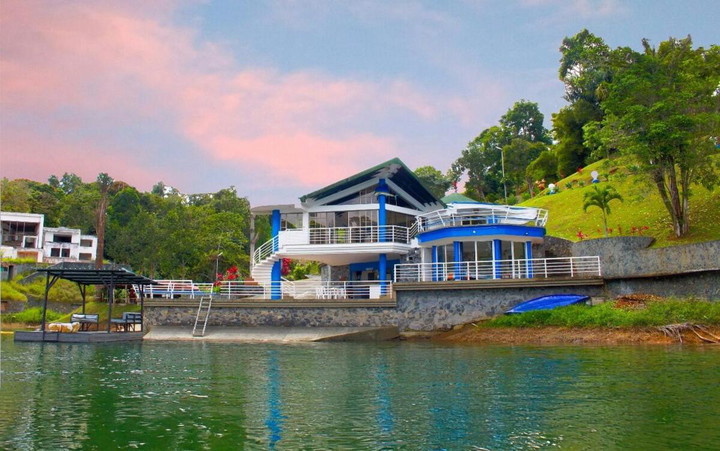 Chalet Calima Para 30 - Cali