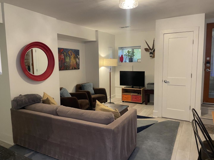 Charming 2bd1ba In Hip Area - Near Metro - Bethesda, MD