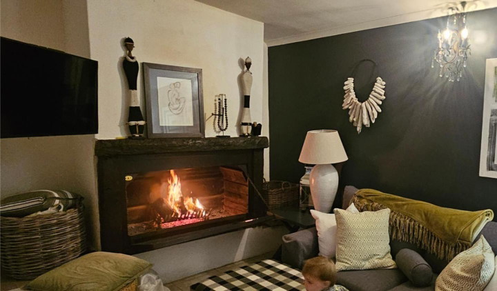 The Lily House Hermanus - Central Private Cottages - Hermanus