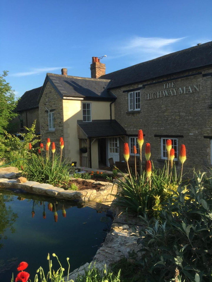 The Highwayman Hotel - Oxfordshire