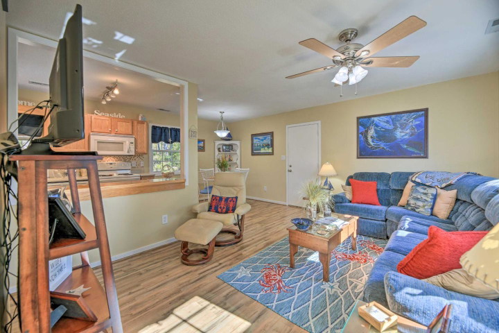 Beaufort Pad W/ Patio: 3 Blocks To Waterfront! - Harkers Island, NC