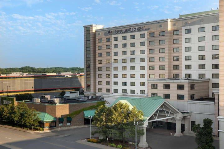 Doubletree By Hilton Chicago O'hare Airport-rosemont - Chicago, IL