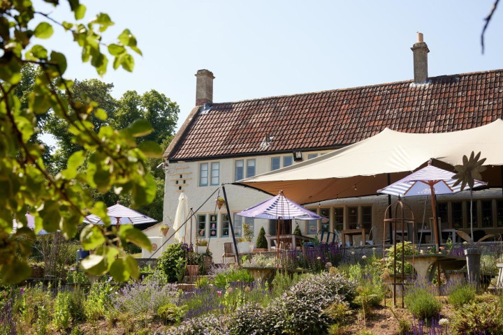 The Wheatsheaf Combe Hay - Bradford-on-Avon