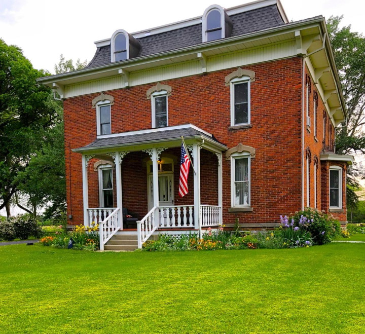 The Vine Bed & Breakfast, Llc - Michigan
