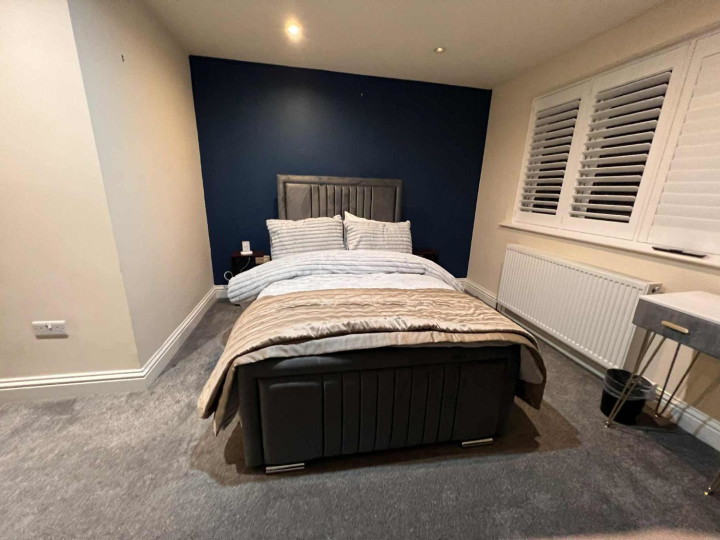 Rosewood Gatwick - Redhill