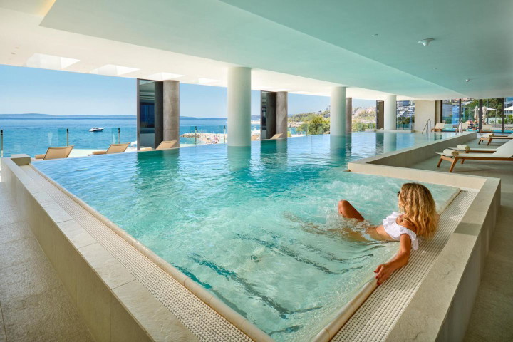Amphora Hotel - Podstrana