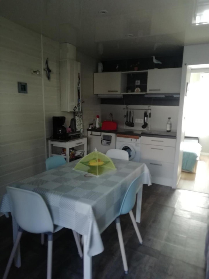 Pornichet à 50m De La Mer Et 800m De La Gare Loue Un Appartement Rdc Avec Cour Dans Une Petite Copropriété Opropriété - Loire-Atlantique