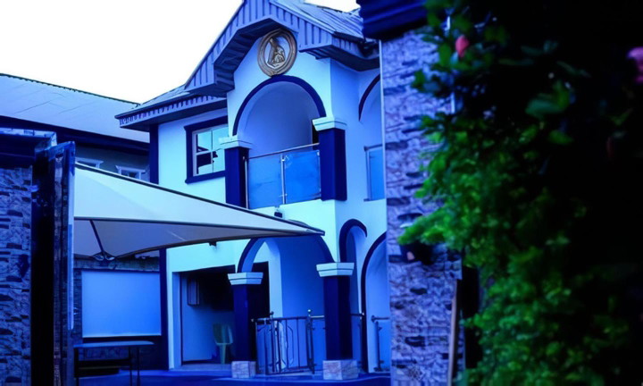 Luxurious Lukes Apartment - Benin City