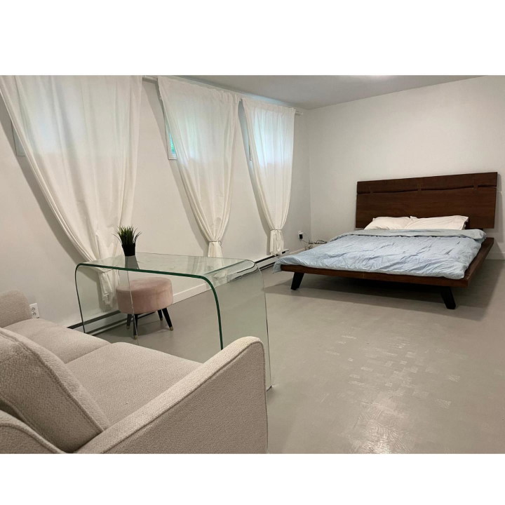 Zen Space In Perfect Location! - Dorval