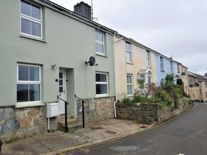 Bells Cottage - 5 Min Walking Distance To Train Station And Town On Your Doorsteps - St Austell