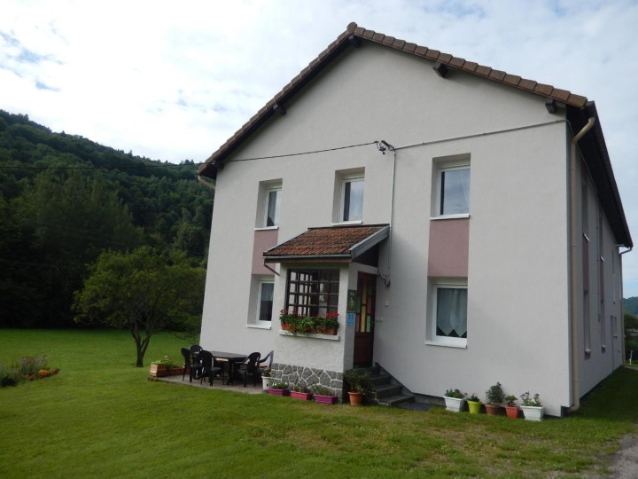 Gîte En Pleine Nature, Proche De La Bresse Avec Activités Familiales, Terrasse Et Poêle à Bois - Lorraine