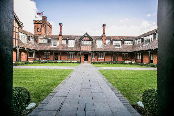 The Pillar Hotel - Watford