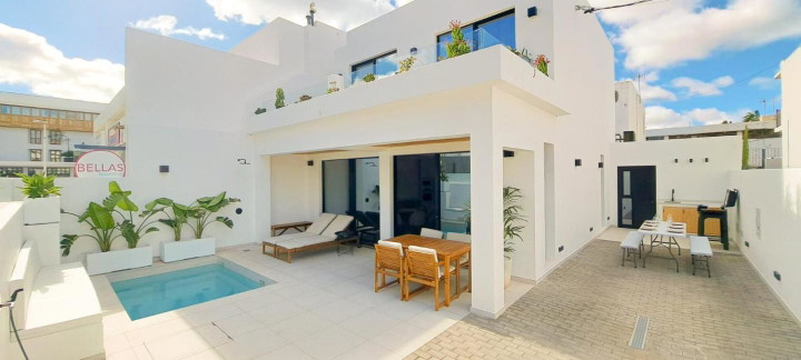 Casa Fariones - San Bartolomé, España