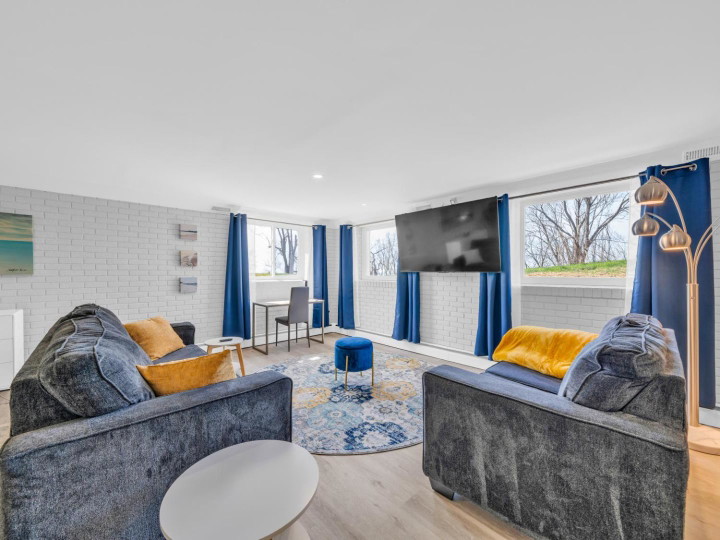 Cliffside Suite #3 - Seacliff Beach Suites - Lake Erie, PA